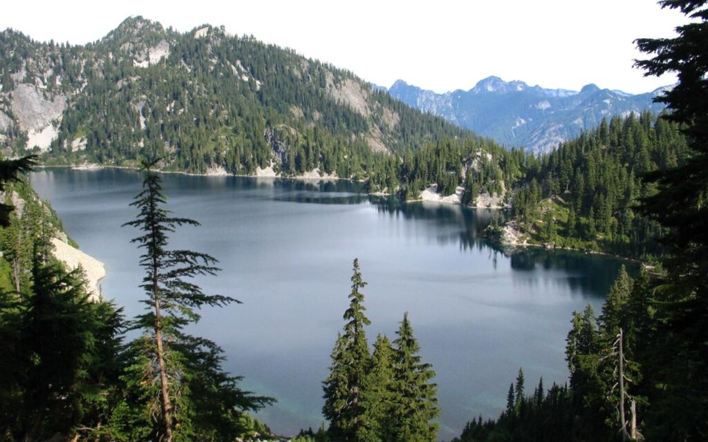 Best Scenic Hikes Near Seattle: Stunning Panoramas & Views